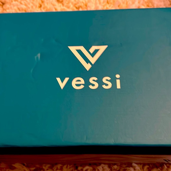 Vessi | Shoes | Vessi 7 Cityscape In Charcoal Grey Color | Poshmark